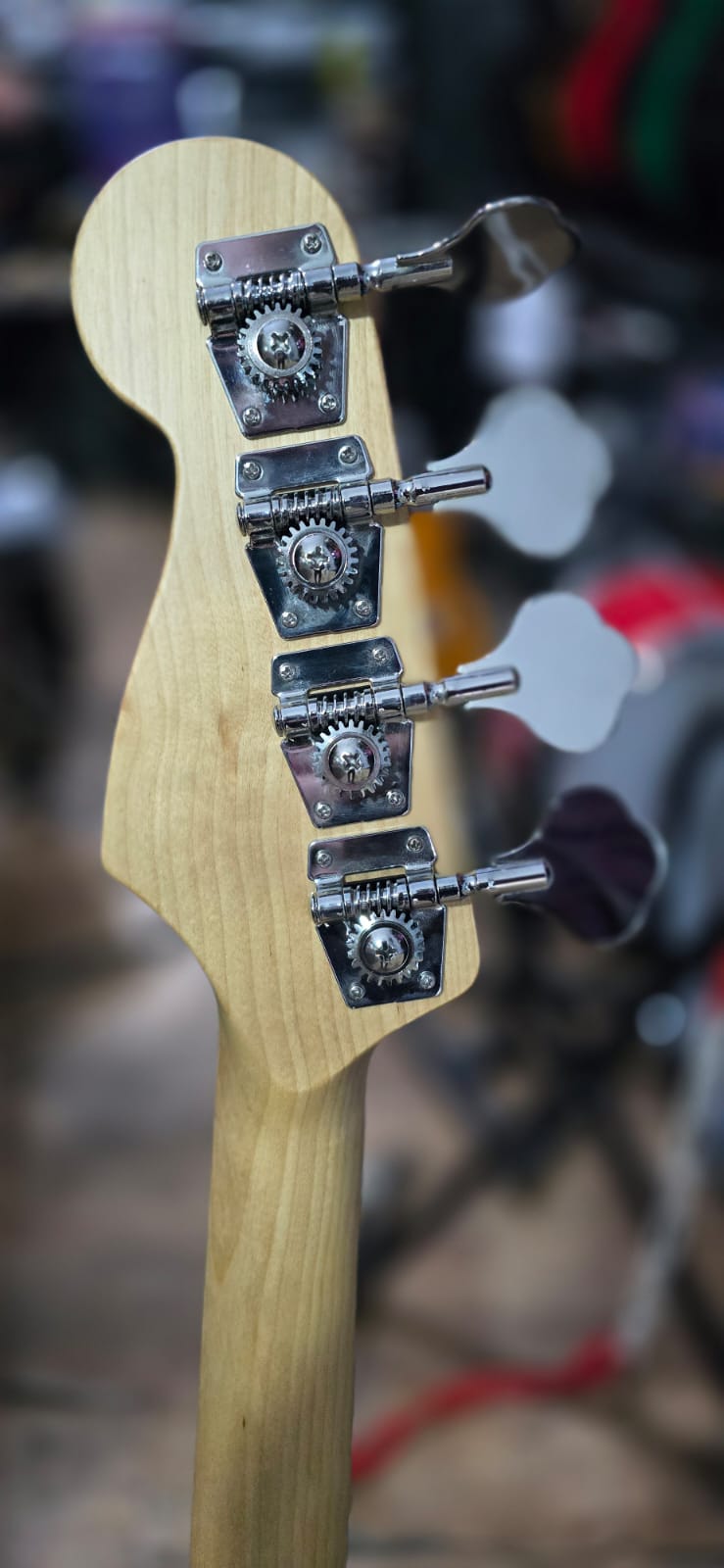 Bajo LPB4 Precision Denver LA FUSA - Repuestos Musicales